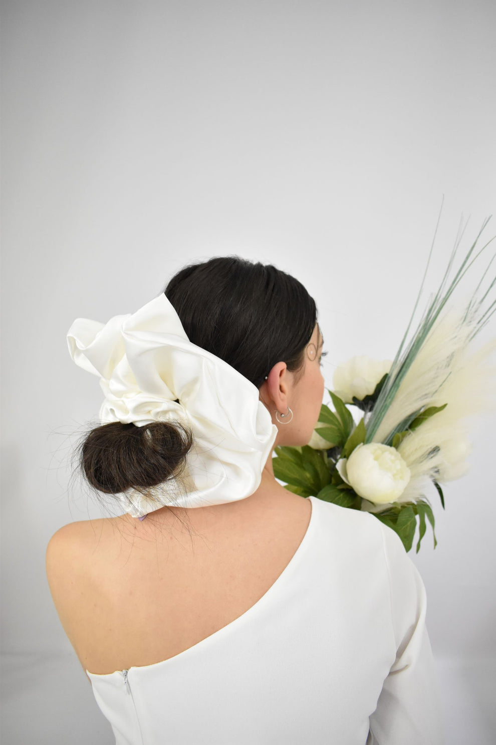 Bridal Scrunchie - Various Sizes – Rommy Accessories