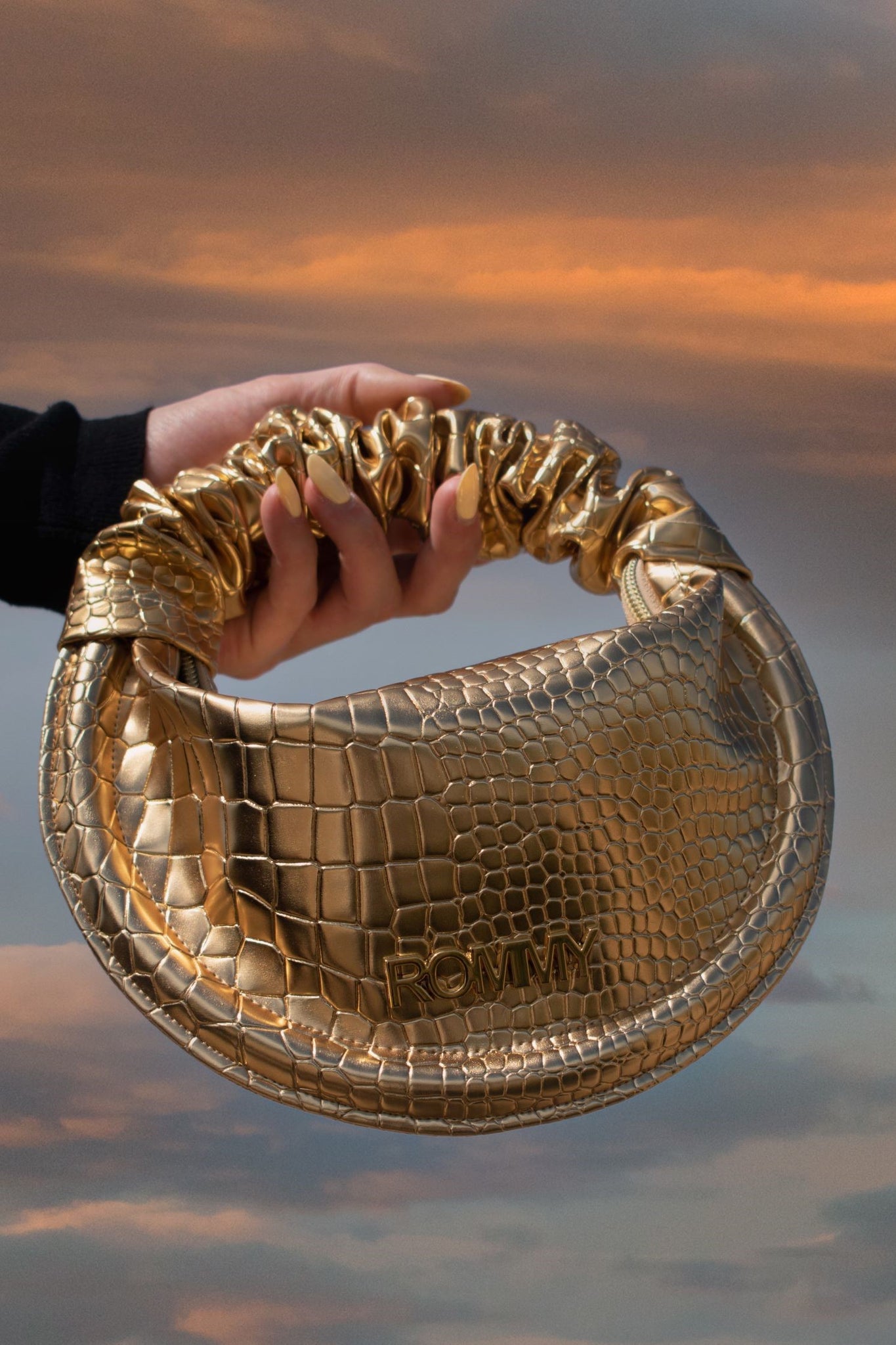 Gold Croc Bag - Various Sizes – Rommy Accessories