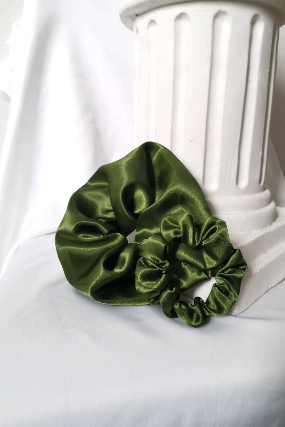 Olive Green Scrunchie - Various Sizes – Rommy Accessories